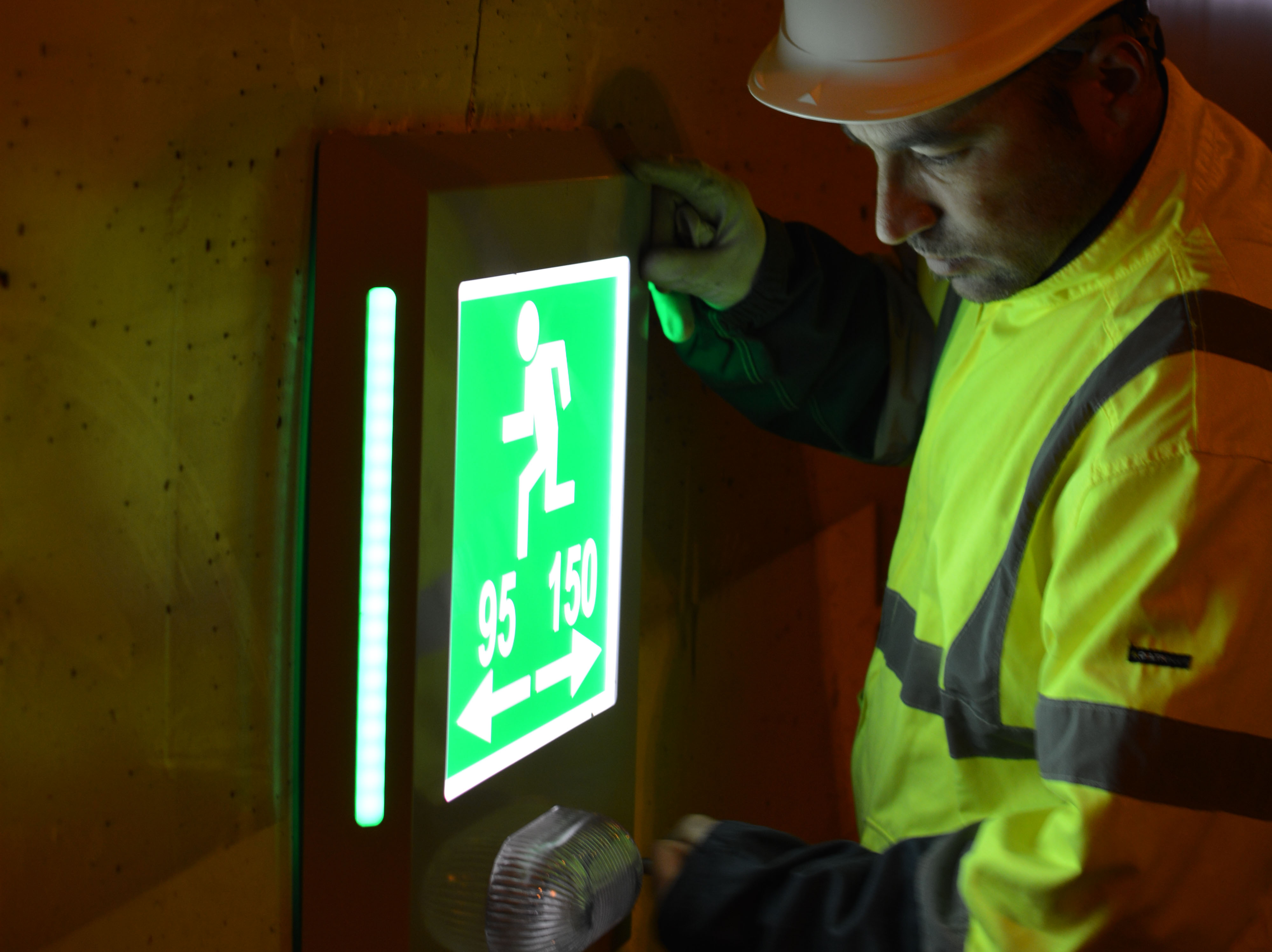 Installation of tunnel emergency exit lighting in 6 Tunnels of the ...